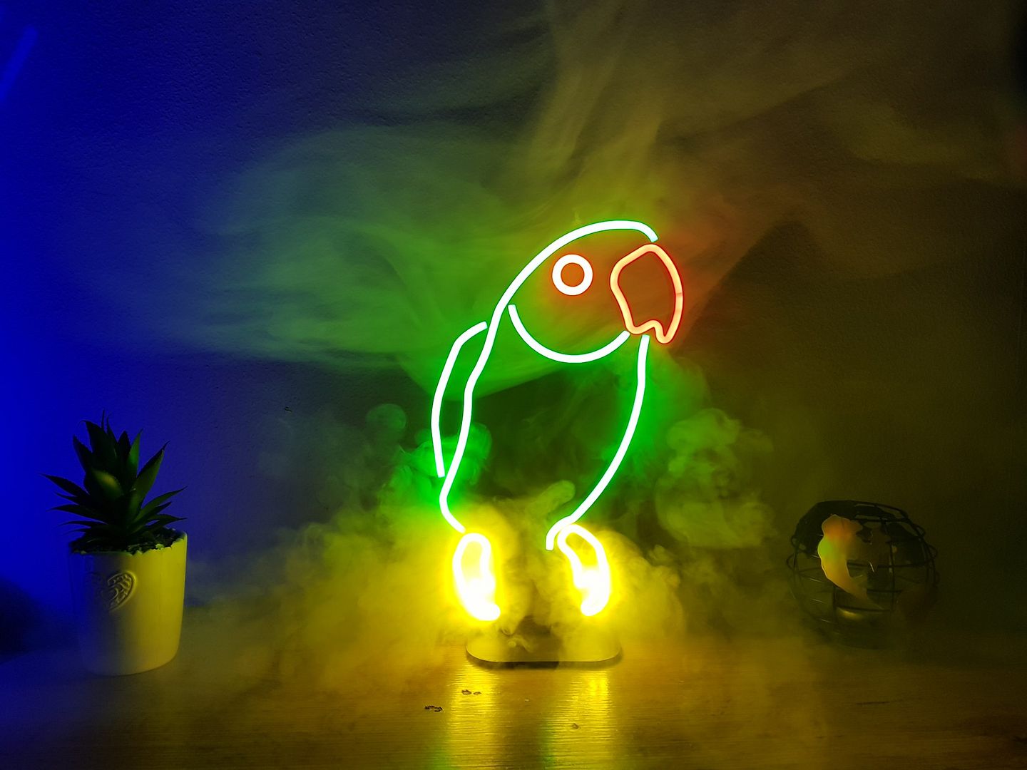 Custom Made Neon Signs, Parrot Shape Neon Sign, LED Business Sign – AOOS