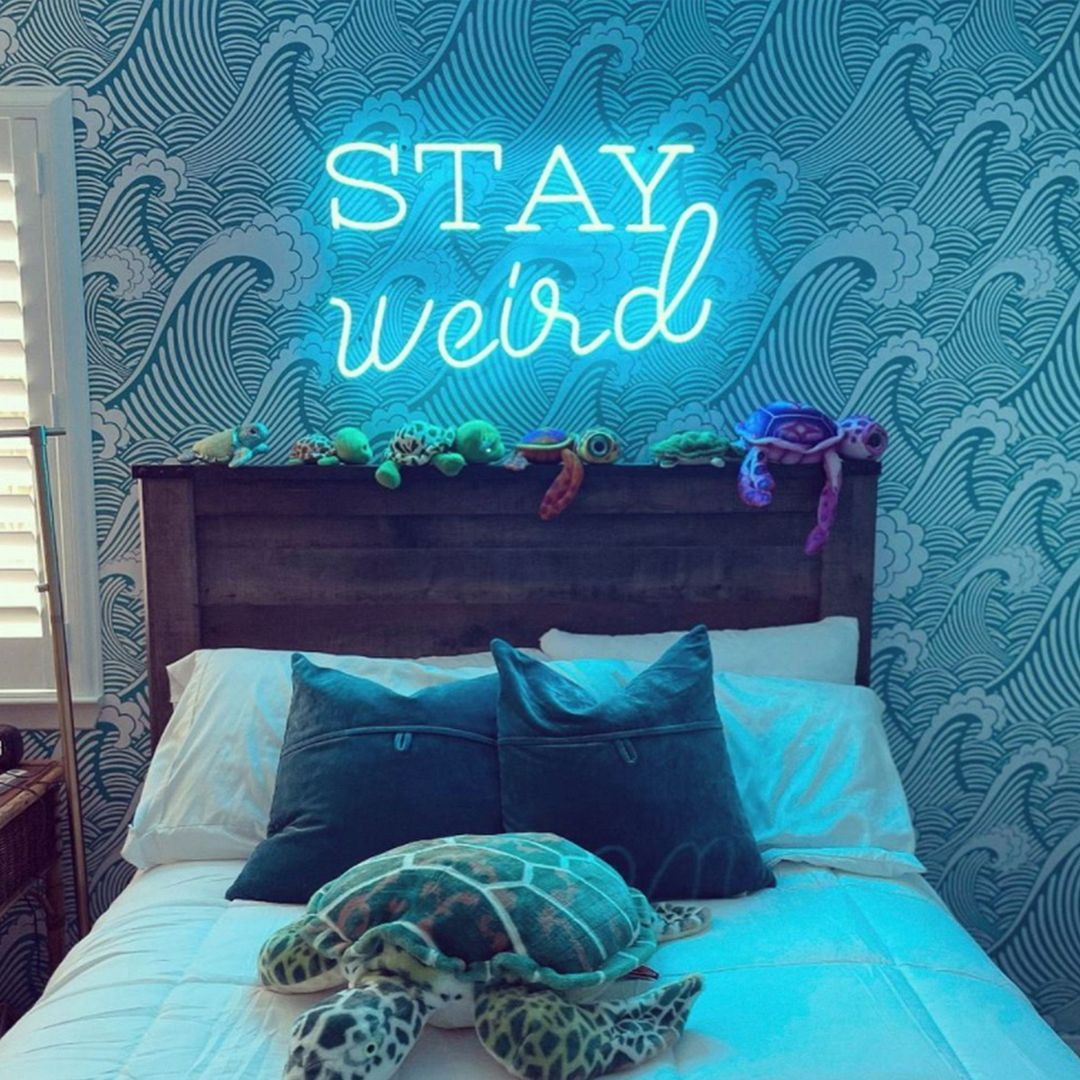 Custom Made Neon Signs, Stay Weird Neon Sign, LED Business Sign – AOOS